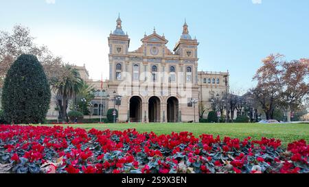 The front facade of the Capitania General building in Seville ...