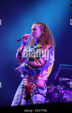 Jess Glynne Performing Live during The Big Feastival, Kingham ...