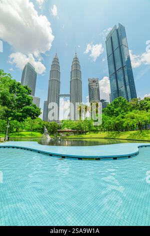 The Swimming Pool at KLCC Park, Kuala Lumpur, Malaysia Stock Photo - Alamy