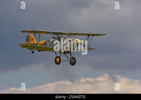 Hawker Nimrod Mk 2, K-3661, in flight Stock Photo - Alamy