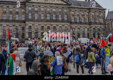Palestinian manifestation, protest in front of the Royal Palace ...