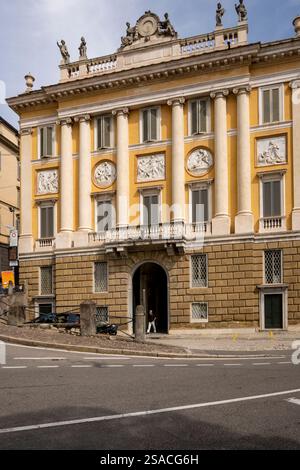 Traditional buildings in Bergamo, Italy Stock Photo - Alamy