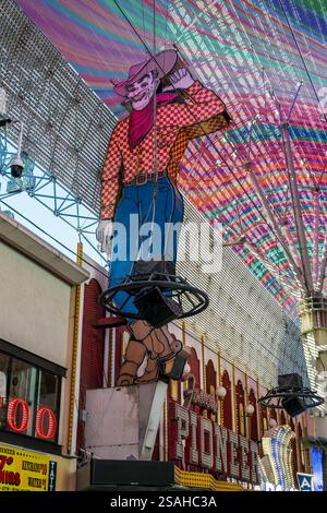 Vegas Vic neon sign, Fremont Street, Las Vegas, Nevada, USA Stock Photo ...