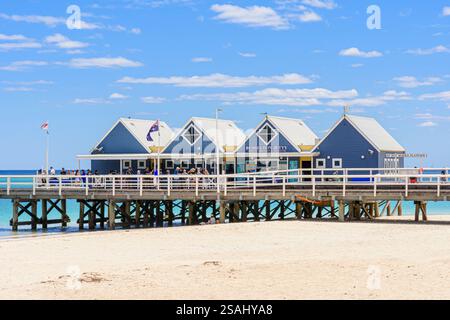 Busselton Jetty sitting above the calm sea of Geographe Bay, Busselton ...
