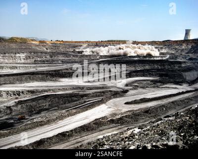 Coal in memory. Blasting sequence in an open-pit coal mine (VI): Old ...