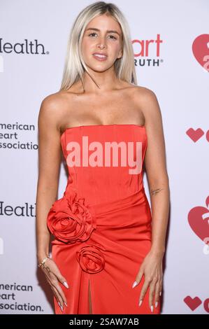 Stephanee Beggs attends the American Heart Association's Go Red for ...