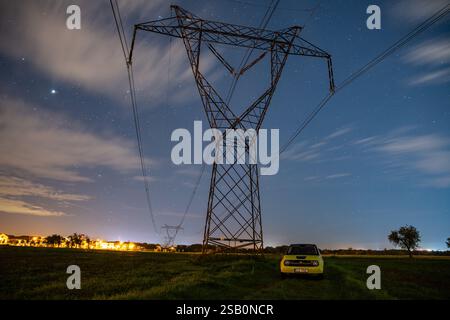 High voltage infrastructure heading to capital of Czech republic ...