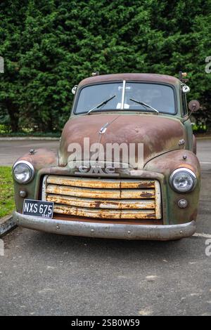 Vintage American 1953 GMC 9300 Half Ton Pickup open back car in Hockley ...