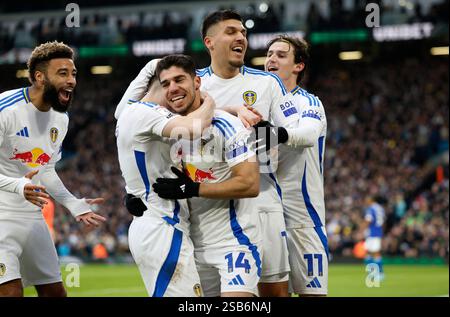 Leeds United's Manor Solomon celebrates scoring their side's second ...