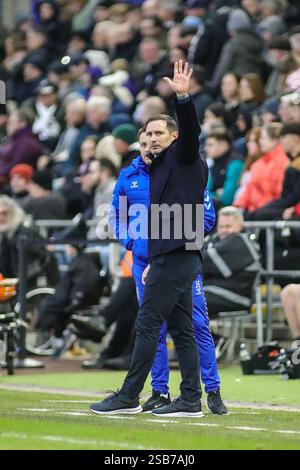 Coventry City head coach Frank Lampard during the Sky Bet Championship ...