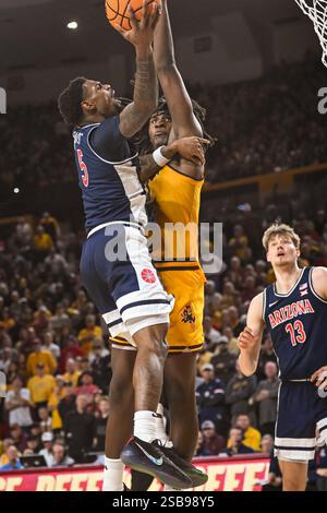 Arizona guard KJ Lewis in action during the first half in the first ...
