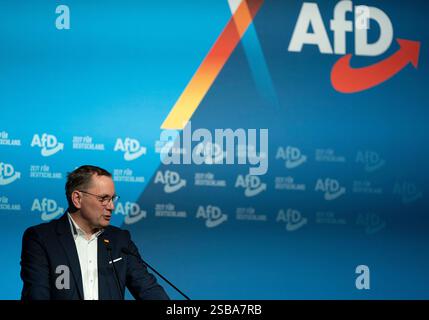Tino Chrupalla Vorsitzender der AfD-Bundestagsfraktion nach seiner Rede ...