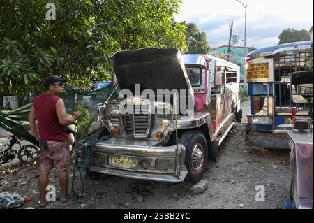 PHILIPPINES, Manila, Quezon City, Payatas, Jeepney, custom-made ...