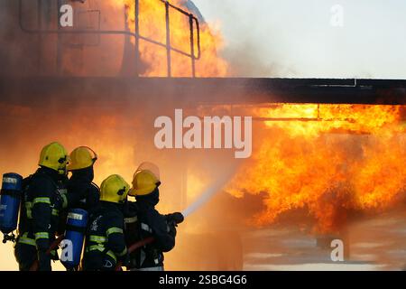 Industrial explosion and fire, BLEVE Stock Photo - Alamy