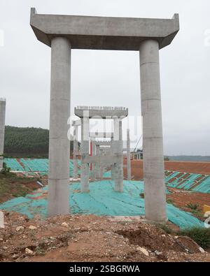 Freeway ramp bridge pier columns Stock Photo - Alamy