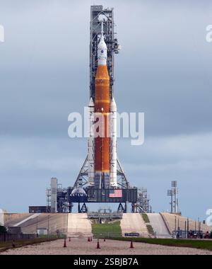 NASA’s SLS rocket with Orion atop a mobile launcher rolled out to ...