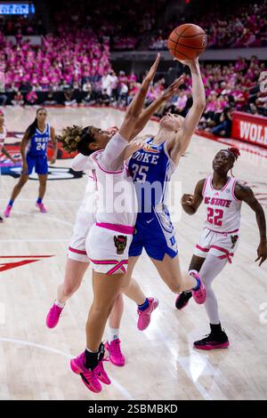 Duke forward Toby Fournier (35) drives on Baylor forward Bella ...