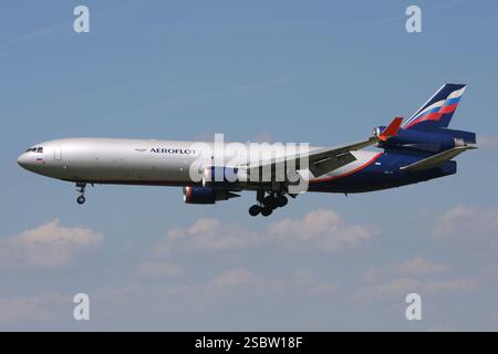 The McDonnell Douglas MD-11F is a wide-body, three-engine freighter ...