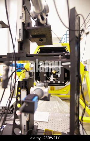 Optical bench EMIR project Optical alignment tools Cleanroom AIV ...