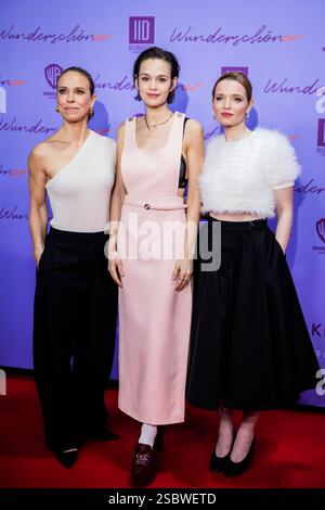 Emilia Schüle, Karoline Herfurth, Anneke Kim Sarnau, Rurik Gislason und ...