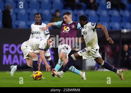 Oxford United's Alex Matos during the Sky Bet Championship match at The ...
