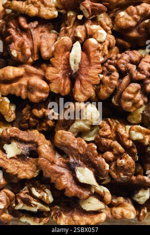 Raw shelled walnuts close-up, food background Stock Photo - Alamy