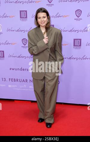 Klima-Aktivistin Luisa Neubauer in der Phil.Cologne-Veranstaltung Wie ...