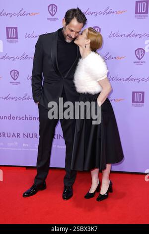 Karoline Herfurth und Ehemann Christopher Doll bei der 47. Verleihung des Jupiter Awards in ...