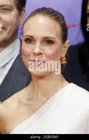 Anneke Kim Sarnau bei der Premiere des Kinofilms Wunderschöner im Zoo ...