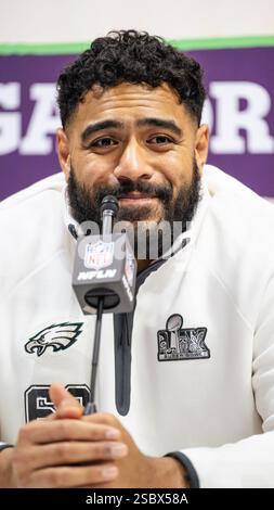 Philadelphia Eagles tackle Jordan Mailata in action during an NFL ...