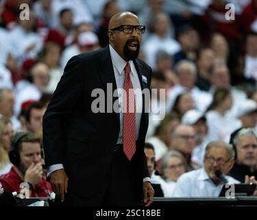 Madison, Wisconsin, USA. 4th Feb, 2025. Indiana's MYLES RICE (left) and ...