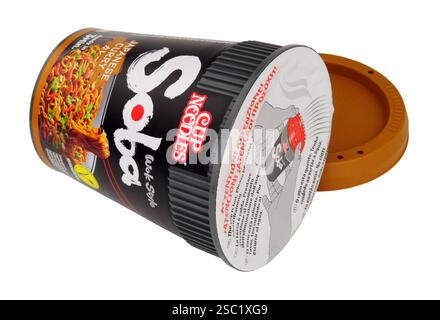 Soba cup noodles Japanese curry wok style flavour instant noodles in a ...