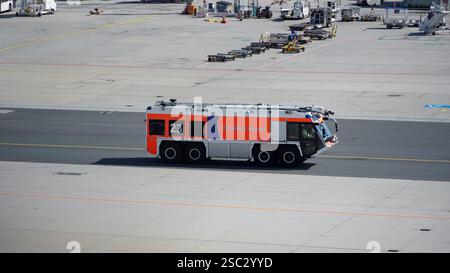 Side view of the Ziegler airfield fire-fighting vehicle (FLF Z8 XXL) of ...