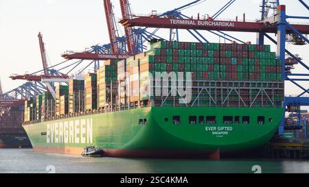 The container ship"Ever Gifted"of the shipping company"Evergreen" with ...