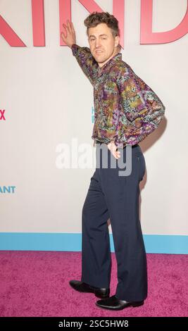 Alex Moffat attends the premiere of Netflix's "Happy Gilmore 2" at Jazz ...