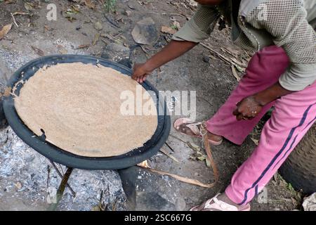 The Preparation Of Angera. Ethiopian Bread (jinka-ethiopia Stock Photo ...
