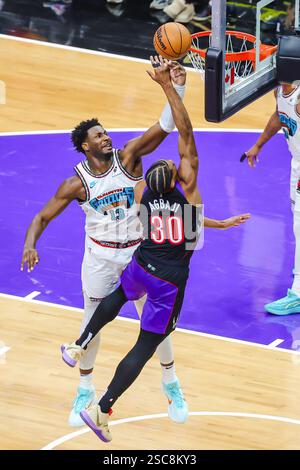 Toronto Raptors' Ochai Agbaji (30) dribbles during the second half of ...