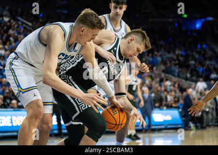 Michigan State forward Jaxon Kohler celebrates a 3-pointer during the ...