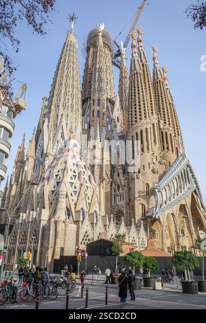 Barcelona, Spain - 2 Feb, 2025: Exterior of the La Sagrada Familia by ...