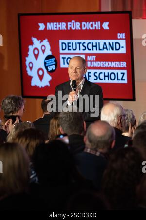 Ispringen, Germany. 06th Feb, 2025. Federal Chancellor Olaf Scholz (SPD ...