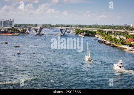 View of SE 17th Street (E. Clay Shaw, Jr.) Bridge from aboard cruise ...