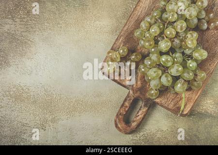 A branch of white grapes, wine grapes, Georgian grape variety ...