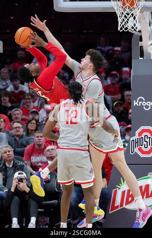 Maryland center Derik Queen (25) in action during the first half of an ...