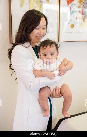 Boy in doctor's office Stock Photo - Alamy