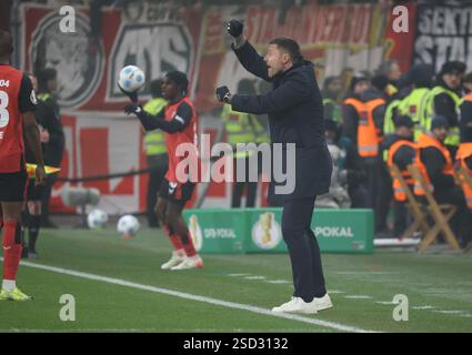 Cheftrainer Xabier Alonso Olano (Bayer), Leverkusen, Germany. 15th Feb ...