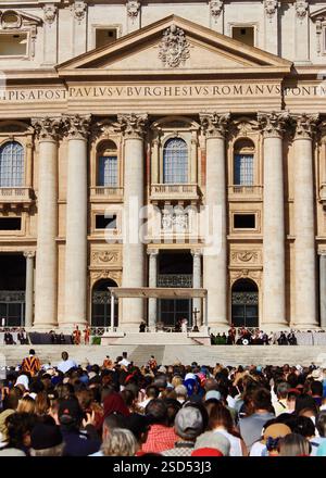 Crowds of people gathering in Piazza del Duomo. Milan, 1970 (Credit ...