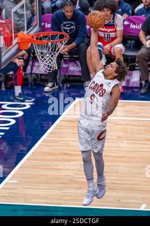 Cleveland Cavaliers guard Craig Porter Jr. (9) shoots as Brooklyn Nets ...