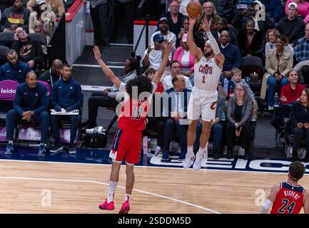 Cleveland Cavaliers guard Max Strus (1) smiles after scoring against ...