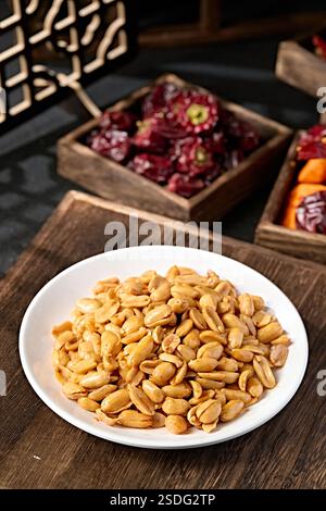 Drunkard Crispy Spicy Peanuts Stock Photo - Alamy