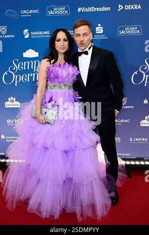 Stephanie Stumph und Tom Wlaschiha beim Semper Opernball am 07.02.2025 in Dresden Semper ...